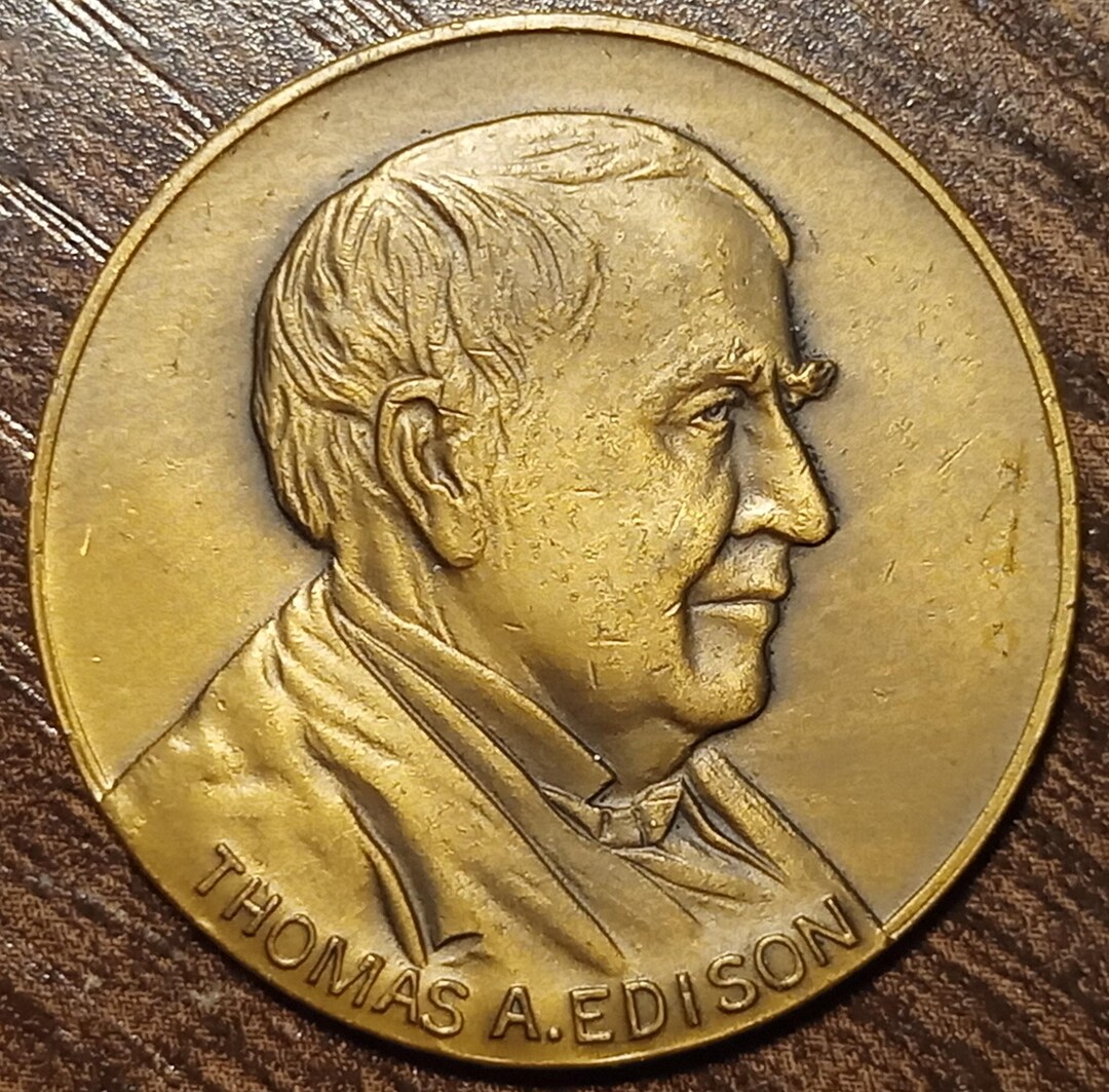 1947 Thomas Edison Centennial Commemorative Medal - Etsy