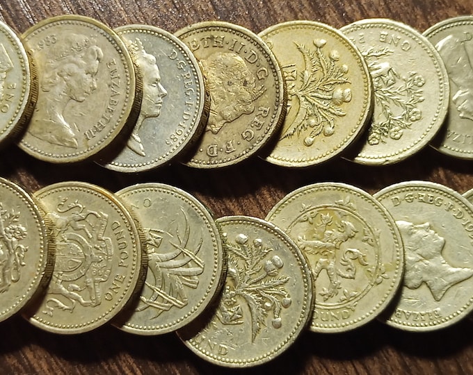 1900's British 14 One Pound Queen Elizabeth Coins! - Etsy