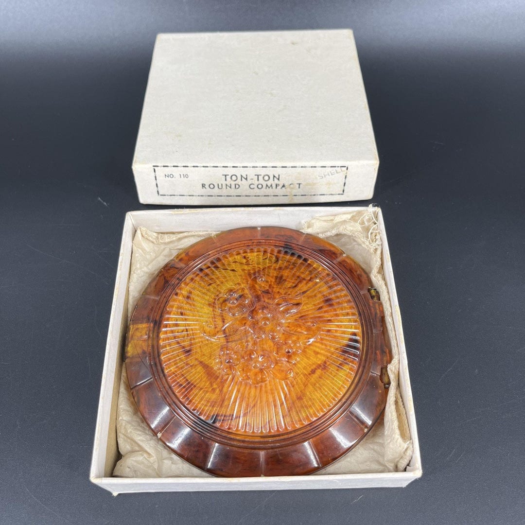 Vintage Ton Ton LUCITE TORTOISE SHELL Powder Compact Raised Floral ...