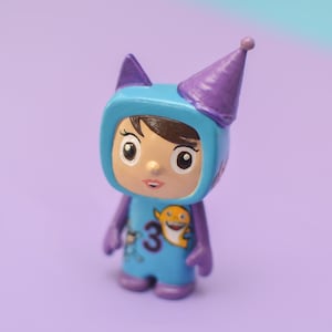 Hand Painted BIRTHDAY Tonie Personalised - Etsy