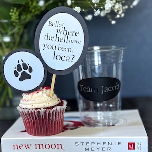 Twilight Inspired Plastic Party Cups for Vampire Themed Parties, Book ...