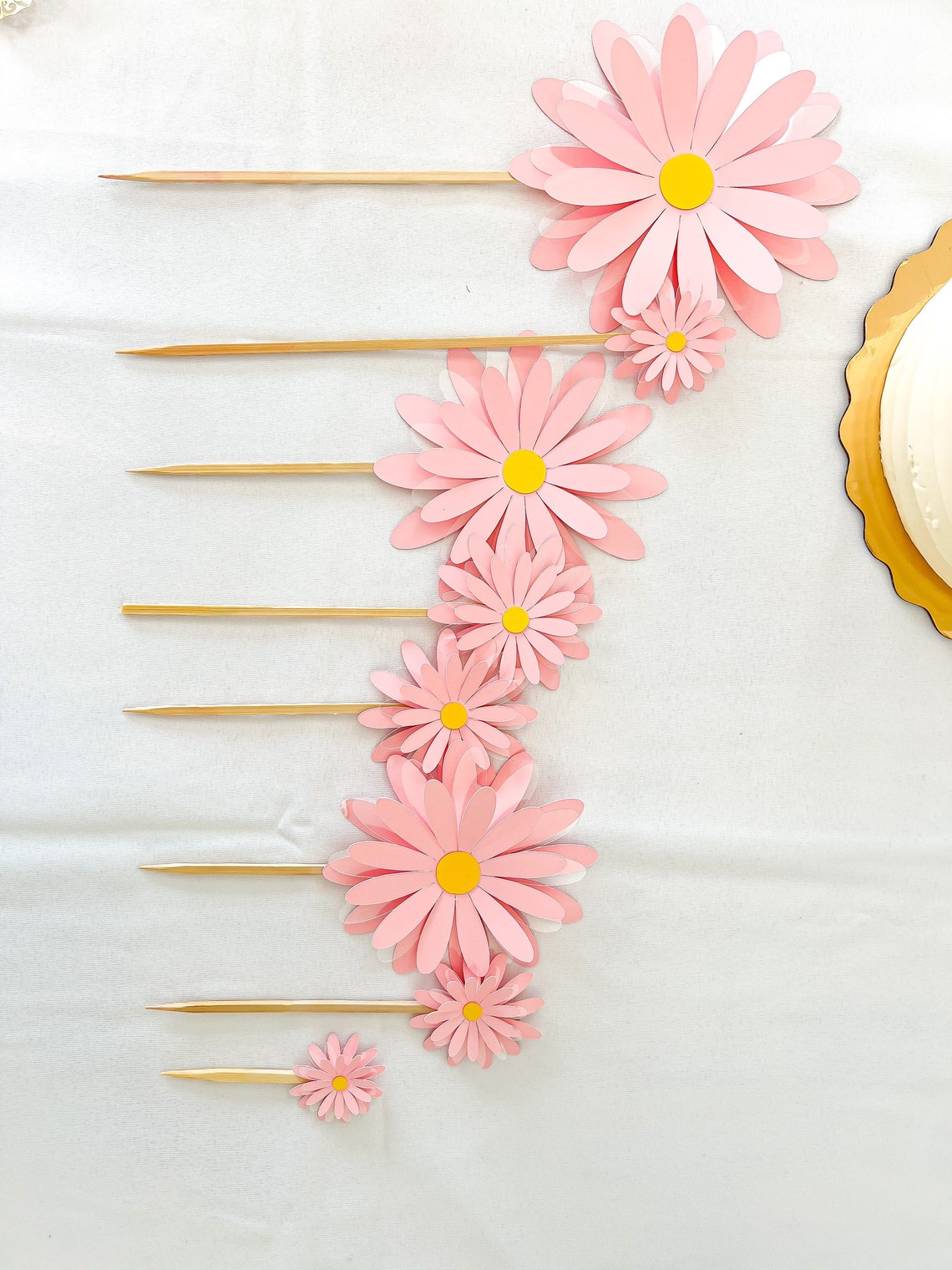 Handmade Pink Daisy Flower Cake Topper Set for Birthdays - Etsy