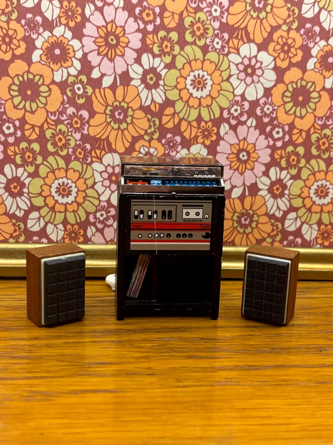 Vintage Lundby Dolls House Stereo and Stereo Bench Miniature Furniture ...