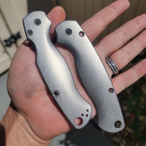 Spyderco PM2 Paramilitary 2 Titanium Scales With Custom Anodizing - Etsy