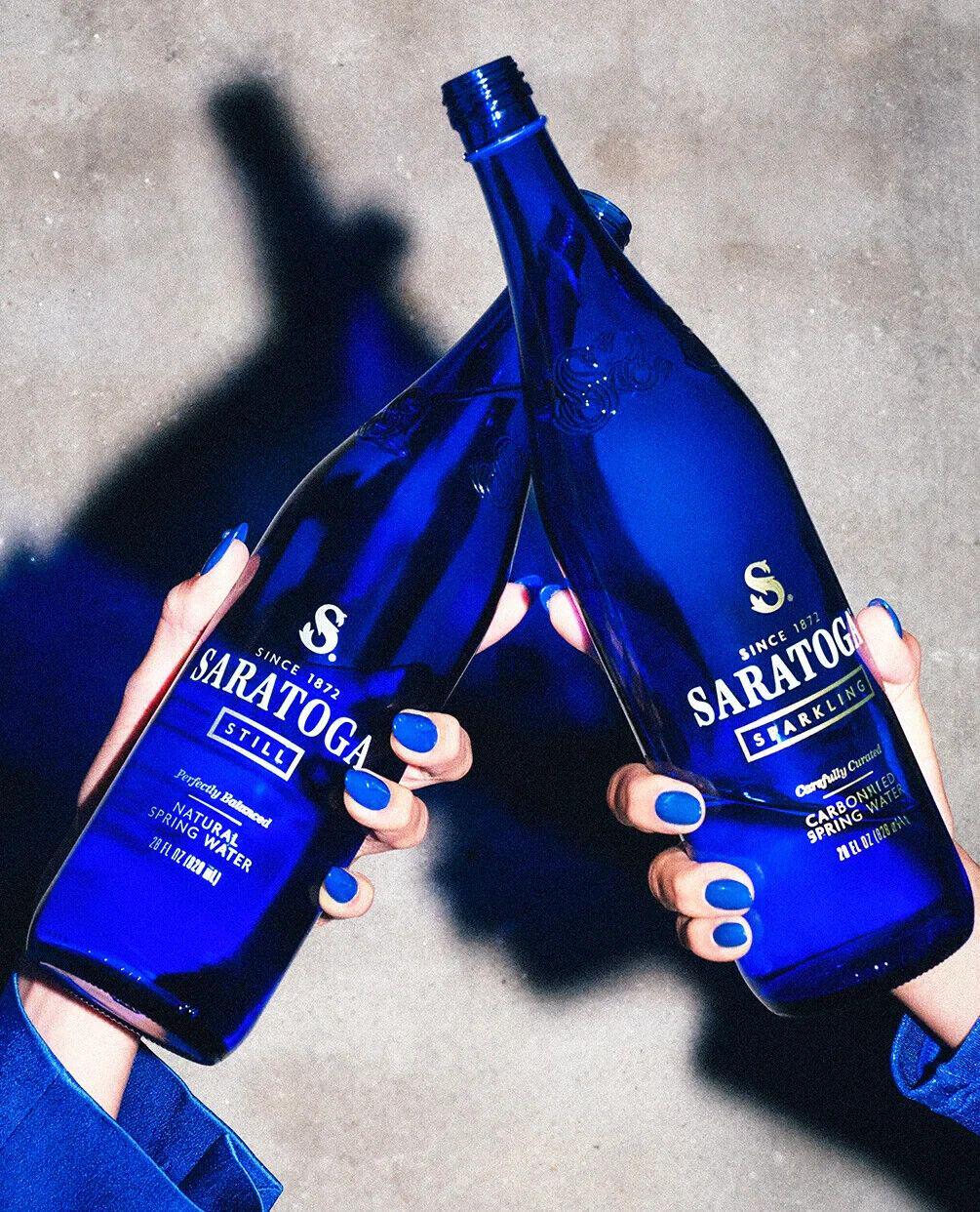 Saratoga Sparkling Spring Water, 28oz Cobalt Blue Glass Bottle (pack of ...