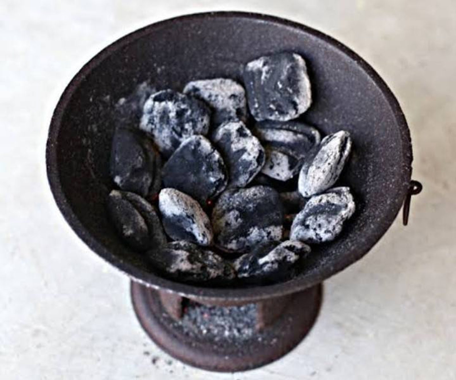 Traditional Kummati Aduppu or Stove Medium/coal Stove - Etsy India