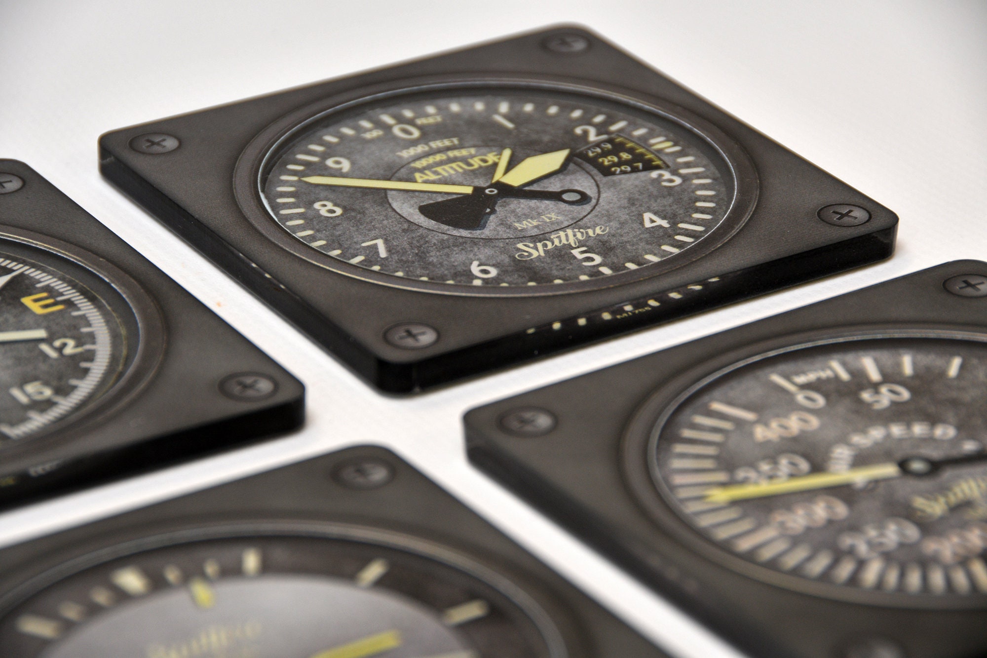 Aviation Coasters Replicas of Cockpit Flight Instruments Dials Spitfire ...