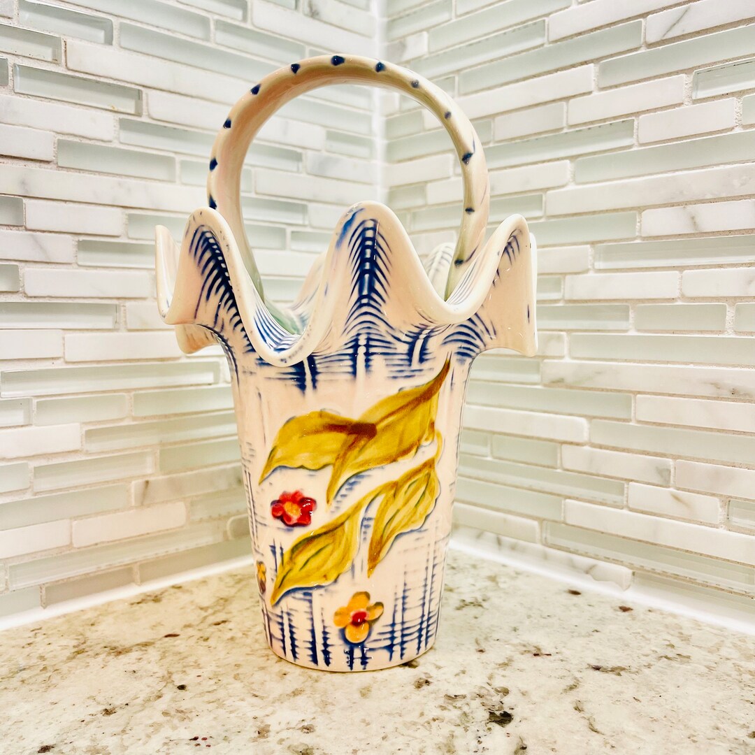 1955 Hull Pottery Blossom | Vintage Hull Basket | Flite Handled Ruffled ...