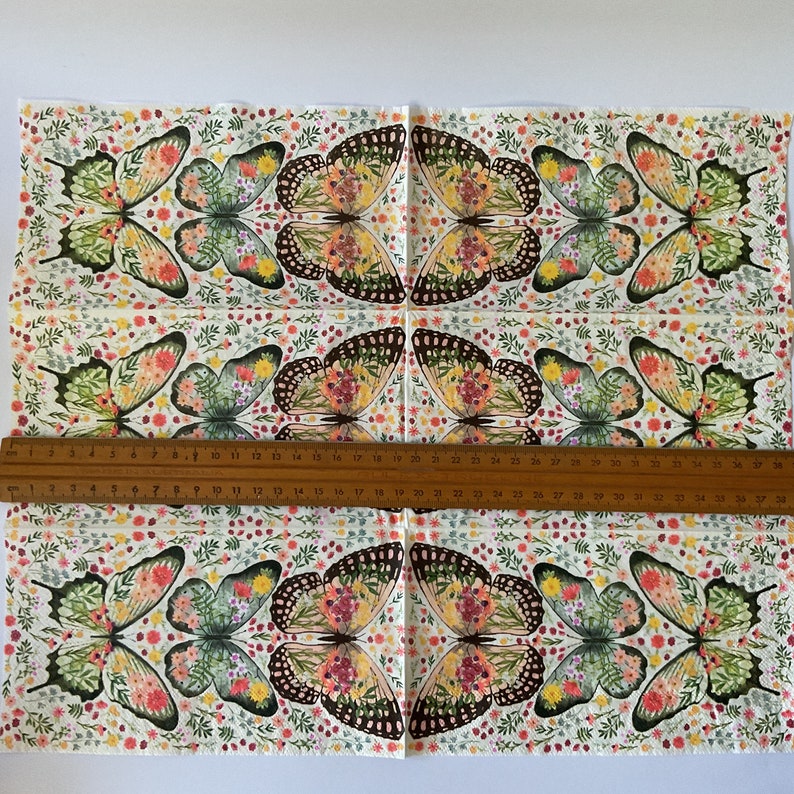 All Over Butterfly Print Paper Napkin for Decoupage 3 Ply Serviette 32 ...
