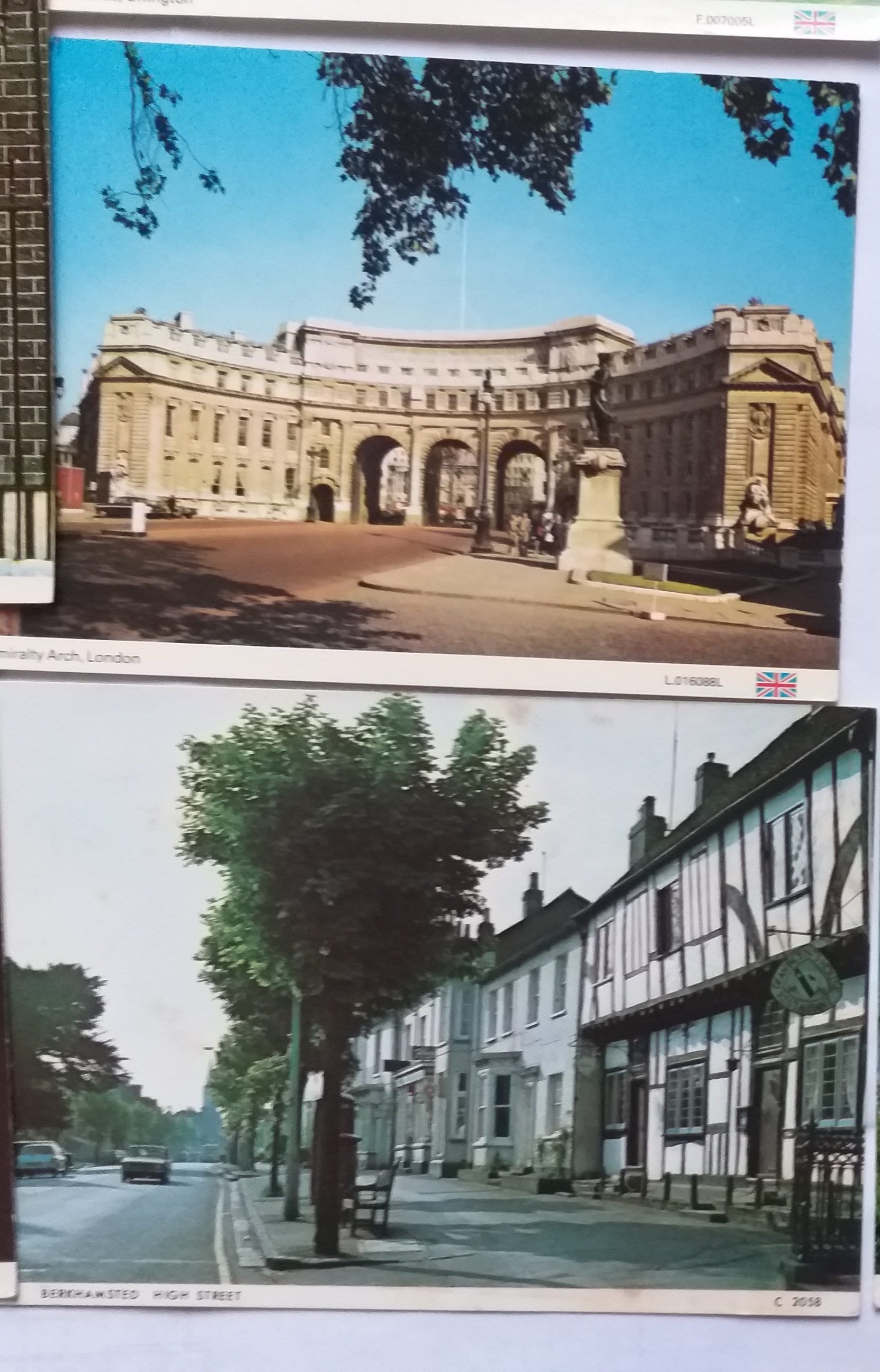 A Set of 11 Vintage British Postcards unused Featuring View of Cities ...