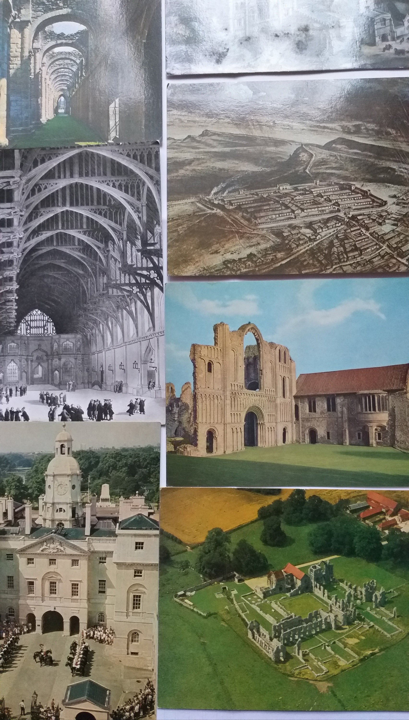 A Set of 11 Vintage British Postcards unused Featuring Landscape, View ...