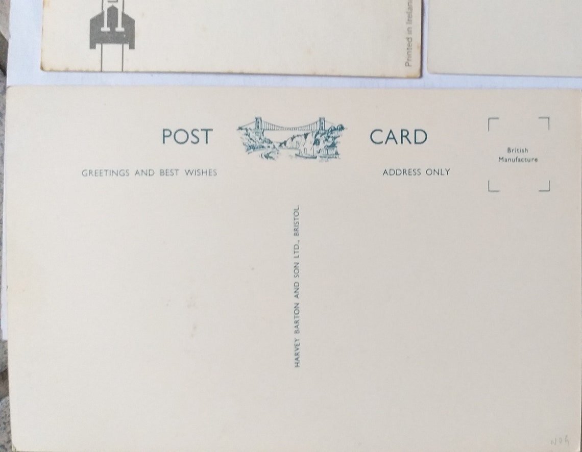 A Set of 8 Vintage British Postcards unused Featuring Landscape, View ...