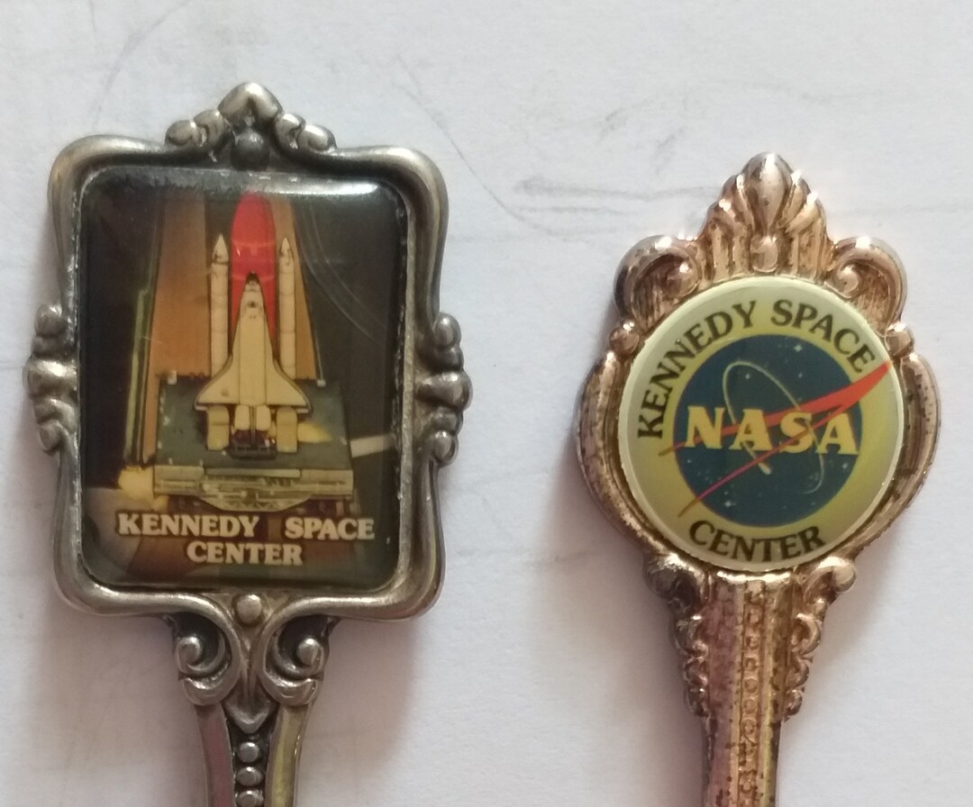 NASA Kennedy Space Center USA Souvenir Vintage Collectible Silver ...