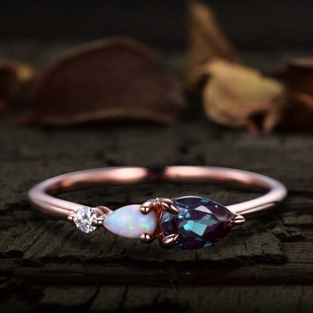 Vintage Pear Cut Alexandrite Opal Ring: Art Deco Moissanite Wedding ...
