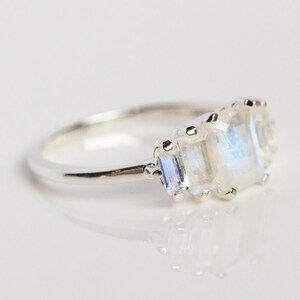 Rainbow Moonstone Ring Vintage Blue Moonstone Engagement Ring White Gold Moonstone Ring Unique ...