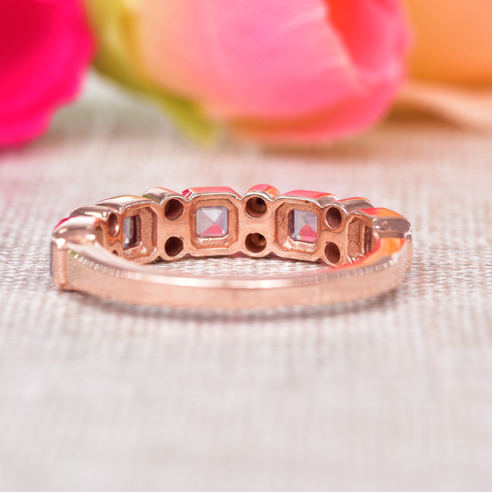 Alexandrite Spinal Band Unique Wedding Band Vintage Bridal - Etsy