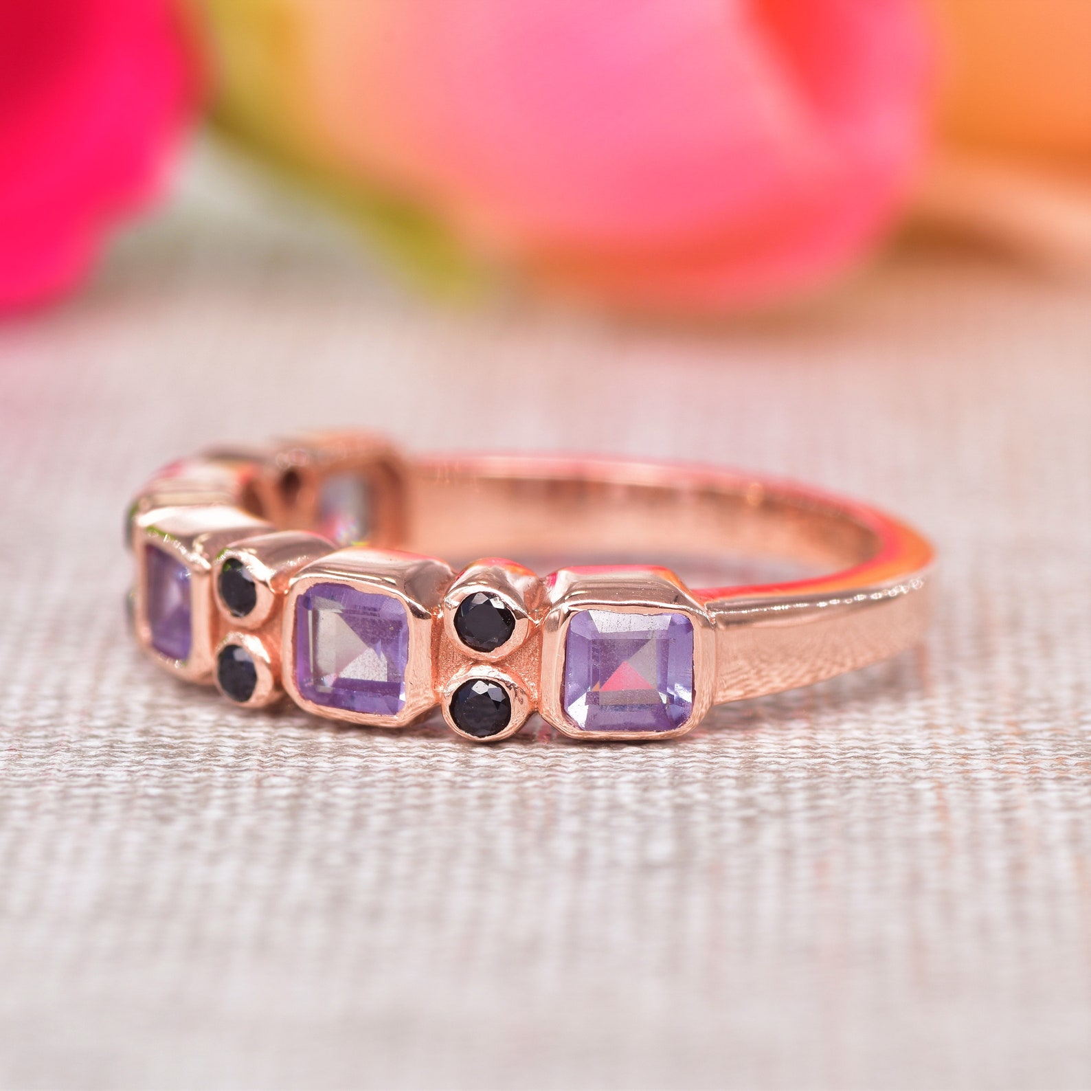 Alexandrite Spinal Band Unique Wedding Band Vintage Bridal - Etsy