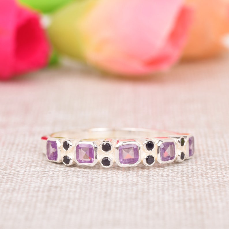 Alexandrite Spinal Band Unique Wedding Band Vintage Bridal - Etsy