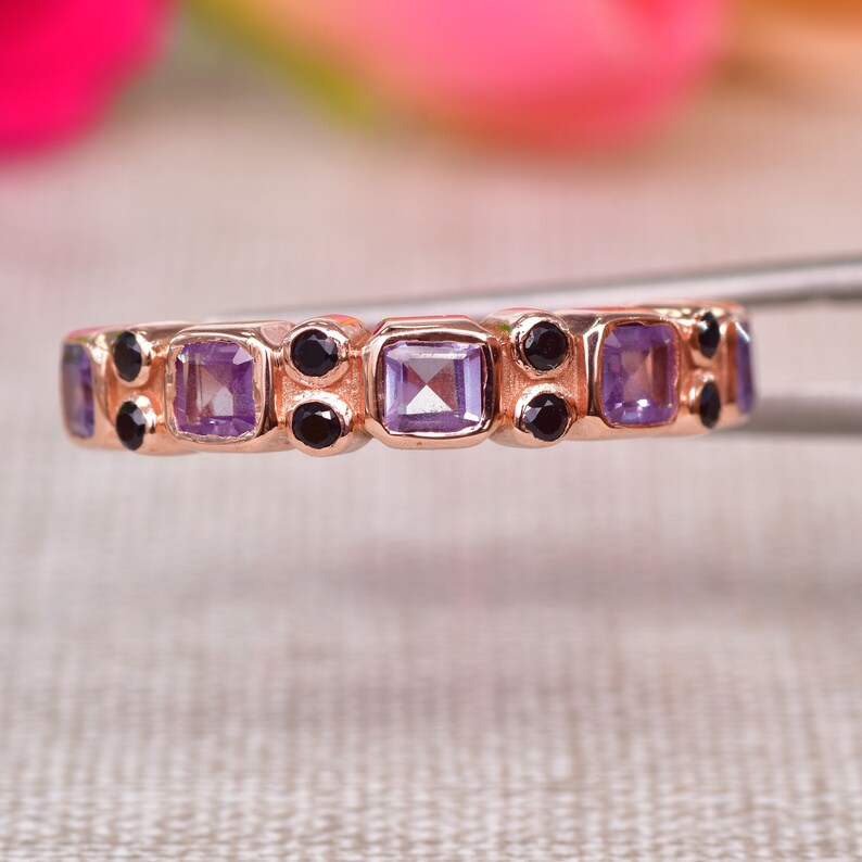 Alexandrite Spinal Band Unique Wedding Band Vintage Bridal - Etsy