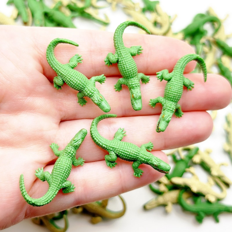 Alligator Mini Figurine - Etsy