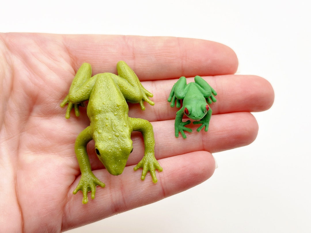 2pc Frogs, Large and Mini, Diorama Supplies, Small Plastic Animals ...