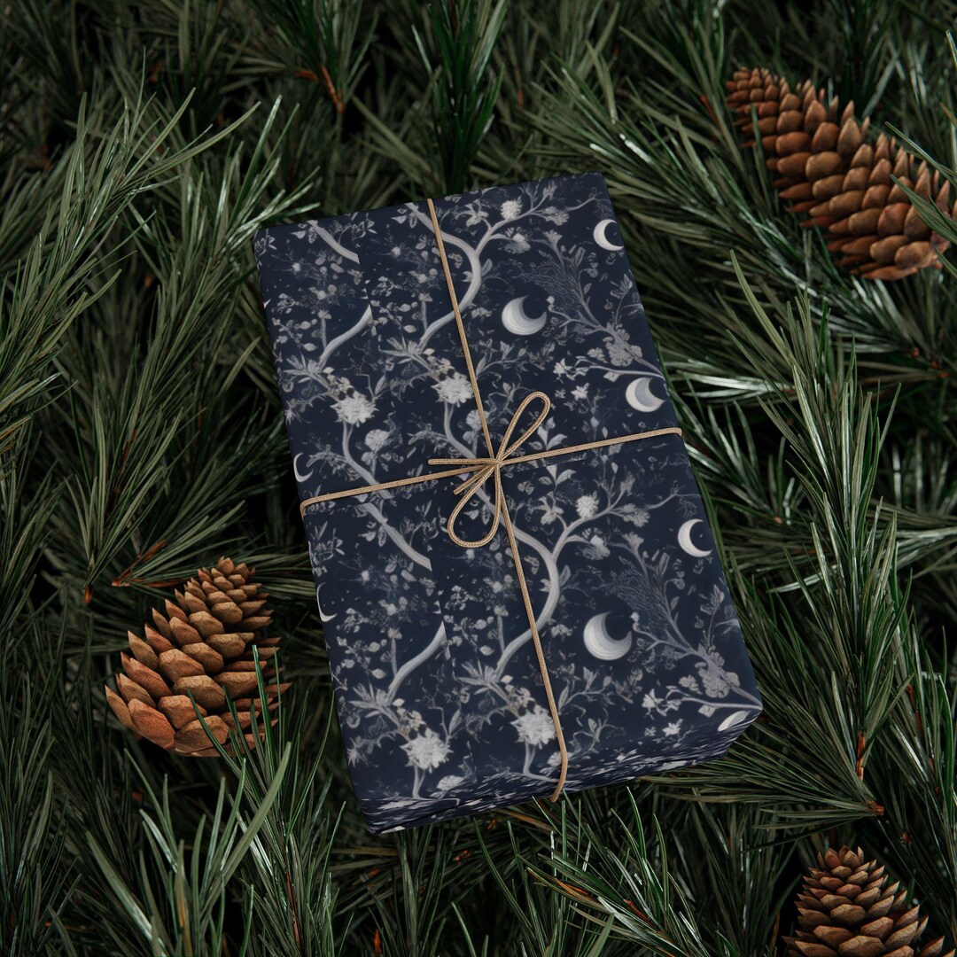 Celestial Wrapping Paper, ACOTAR Black and Gold Christmas Present Gift ...