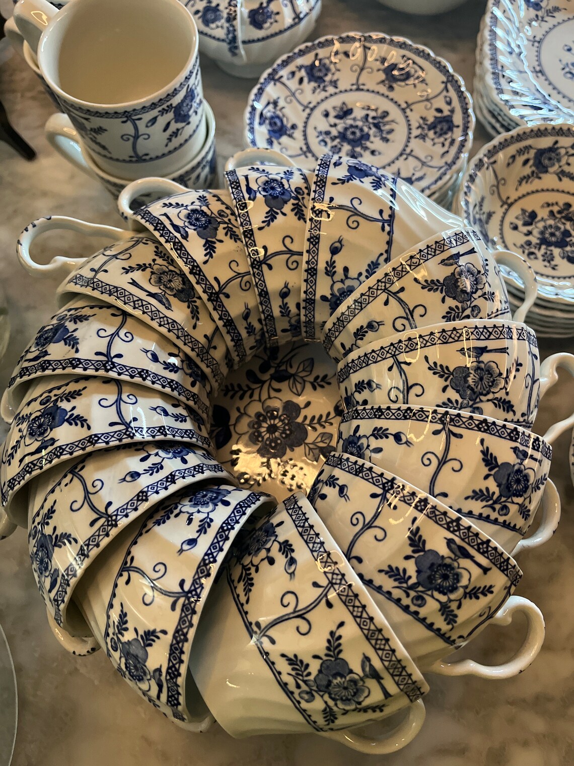 Wonderful Vintage Johnson Brothers Indies Pattern Dishes Large Array of ...