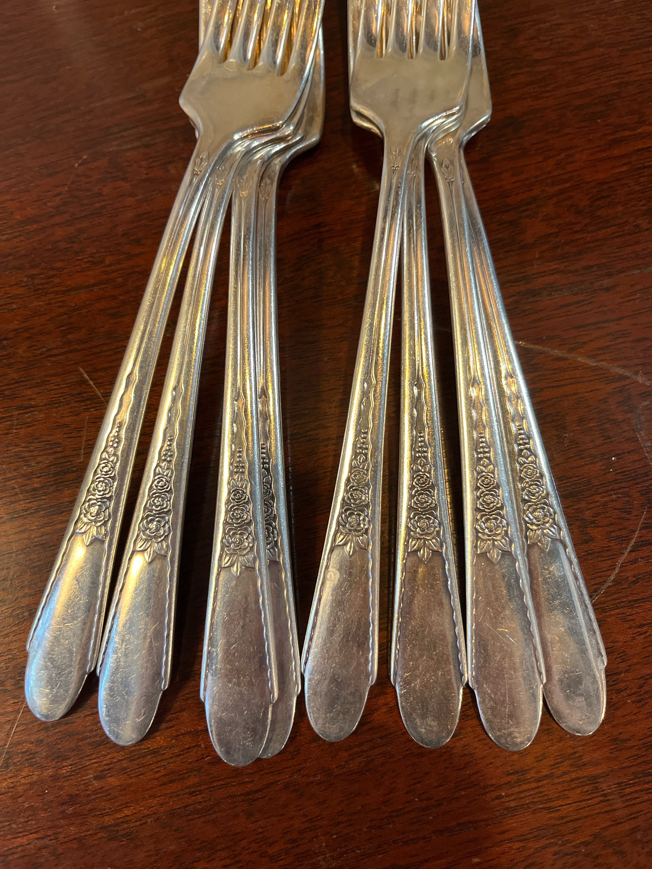 Vintage WM Rogers & Son Silver Plate Salad Forks Dinner Forks. YOU PICK. Gardenia Pattern. Set ...