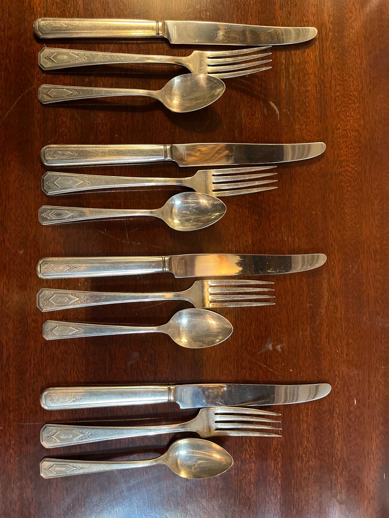 Vintage WM A.rogers/oneida Silver Plate Set of 4 3 Place Settings Nuart ...