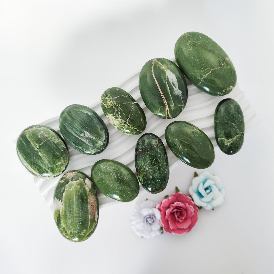 Tremolite Palm Stone Growth Crystals - Etsy