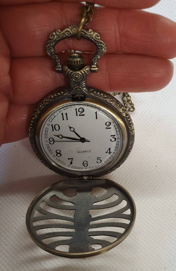 Bronze Tone Antique Style Gothic Rib Cage Body Design… - Gem