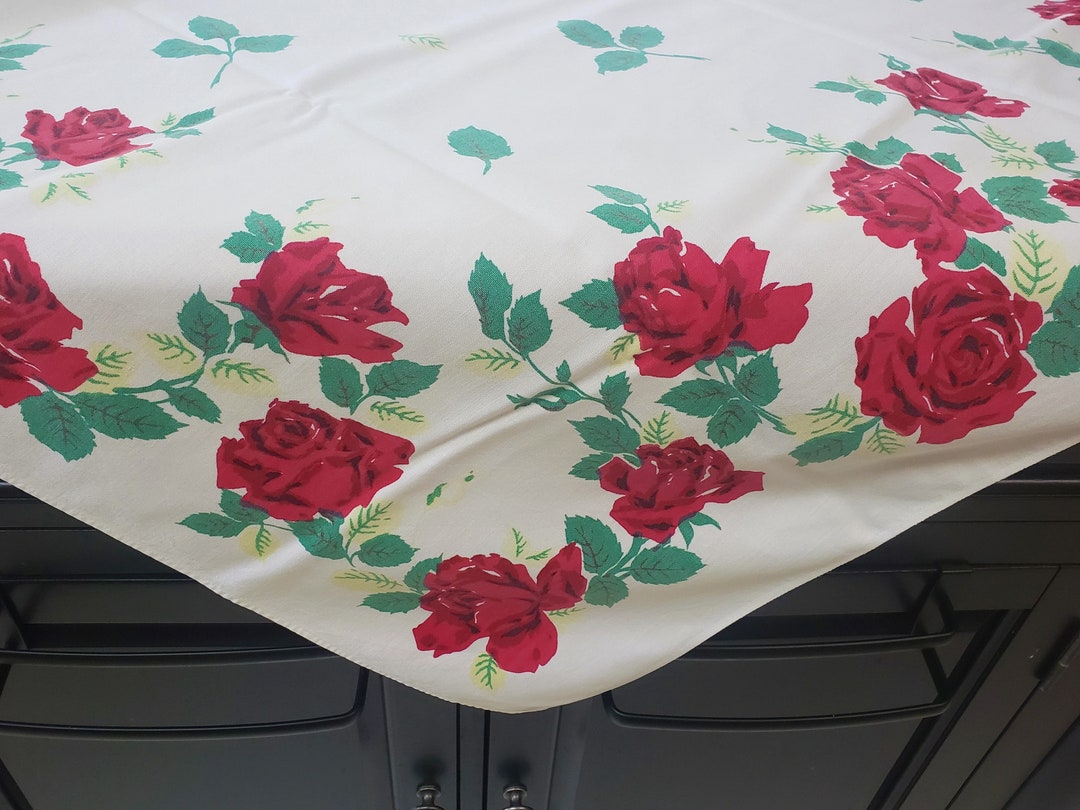 Vintage White Tablecloth With Red Roses - Cotton – 50” X 45” – Circa ...