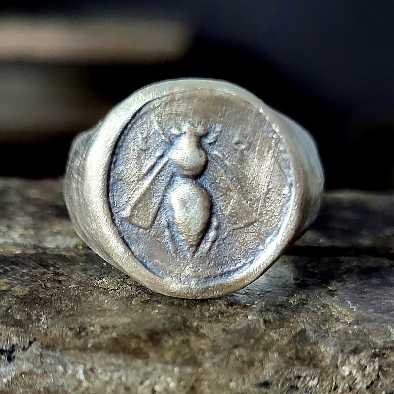 Bee Ring - Etsy