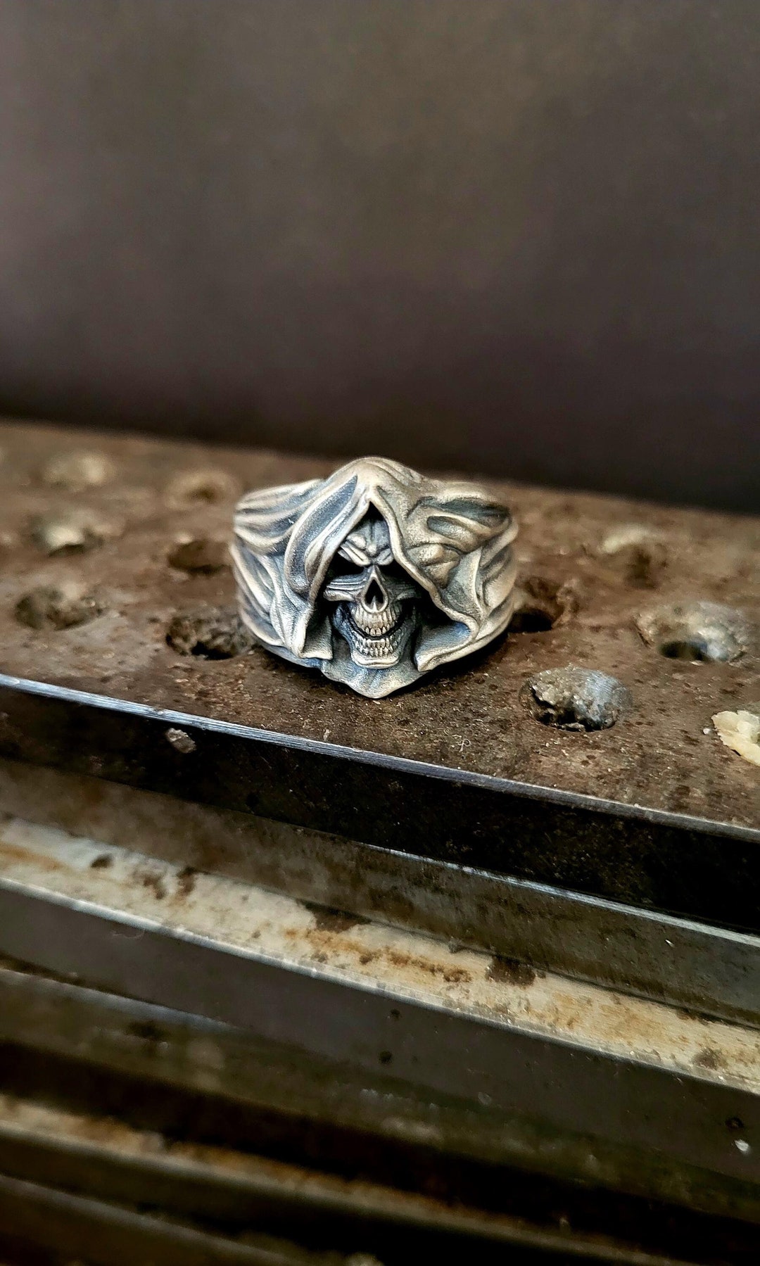 Cool Skull Rings, Biker Rings Skulls, Mens Silver Skull Biker Ring ...