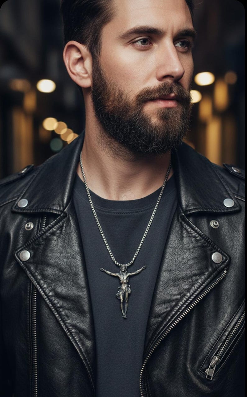 925k Oxidized Silver Jesus Christ Statue Pendant - 3D Artistic Design ...