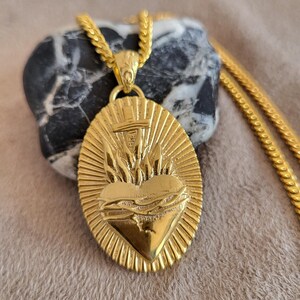 Solid Gold Sacred Heart Pendant: Religious Charm Necklace - Etsy
