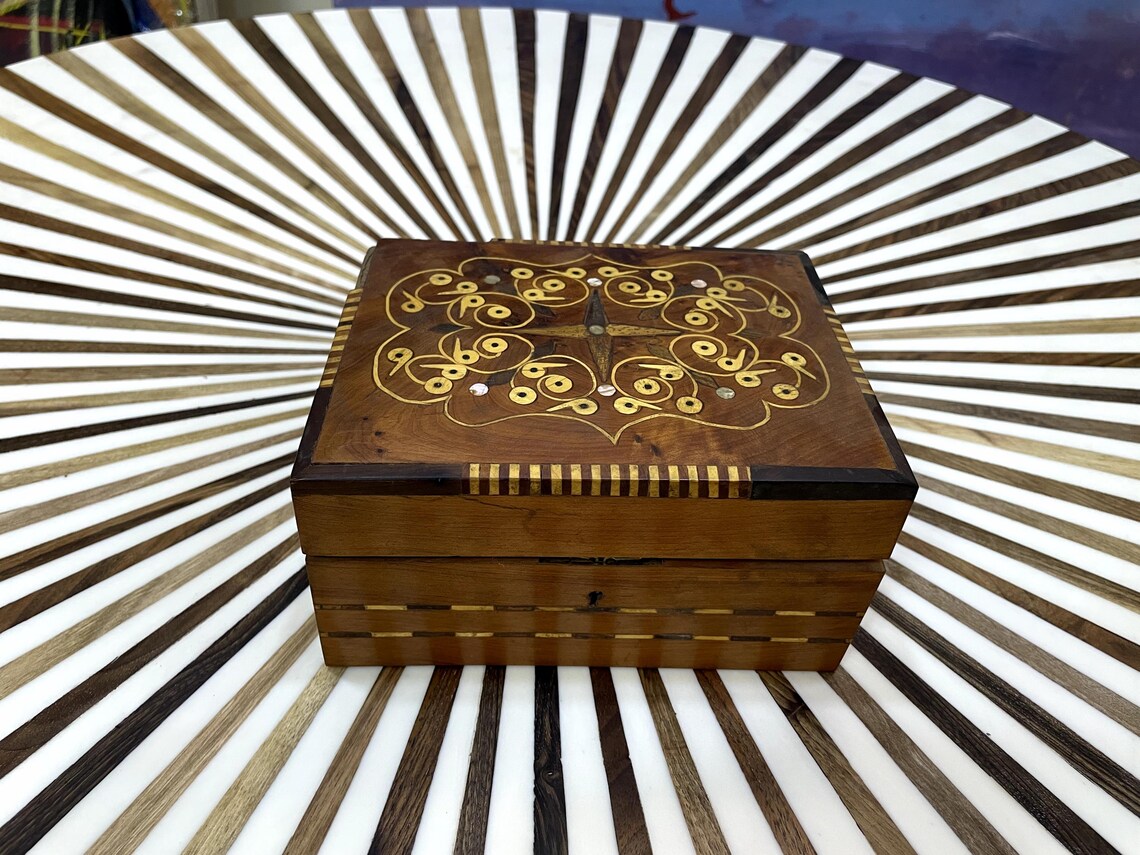 Juniper Wood Jewelry Box: Lemon Wood Inlay, Aromatic Keepsake Organizer ...