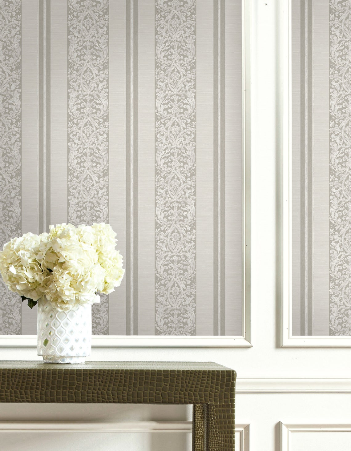 Casa Mia Damask Striped Paper Non-pasted Strippable Wallpaper Roll ...