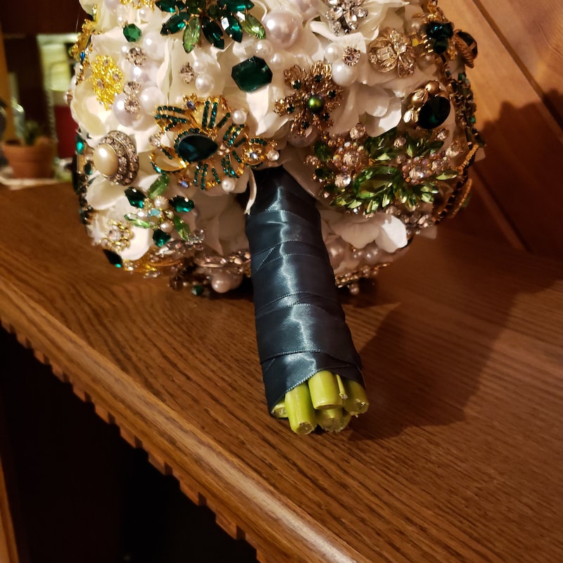 Broach Bouquet - Etsy