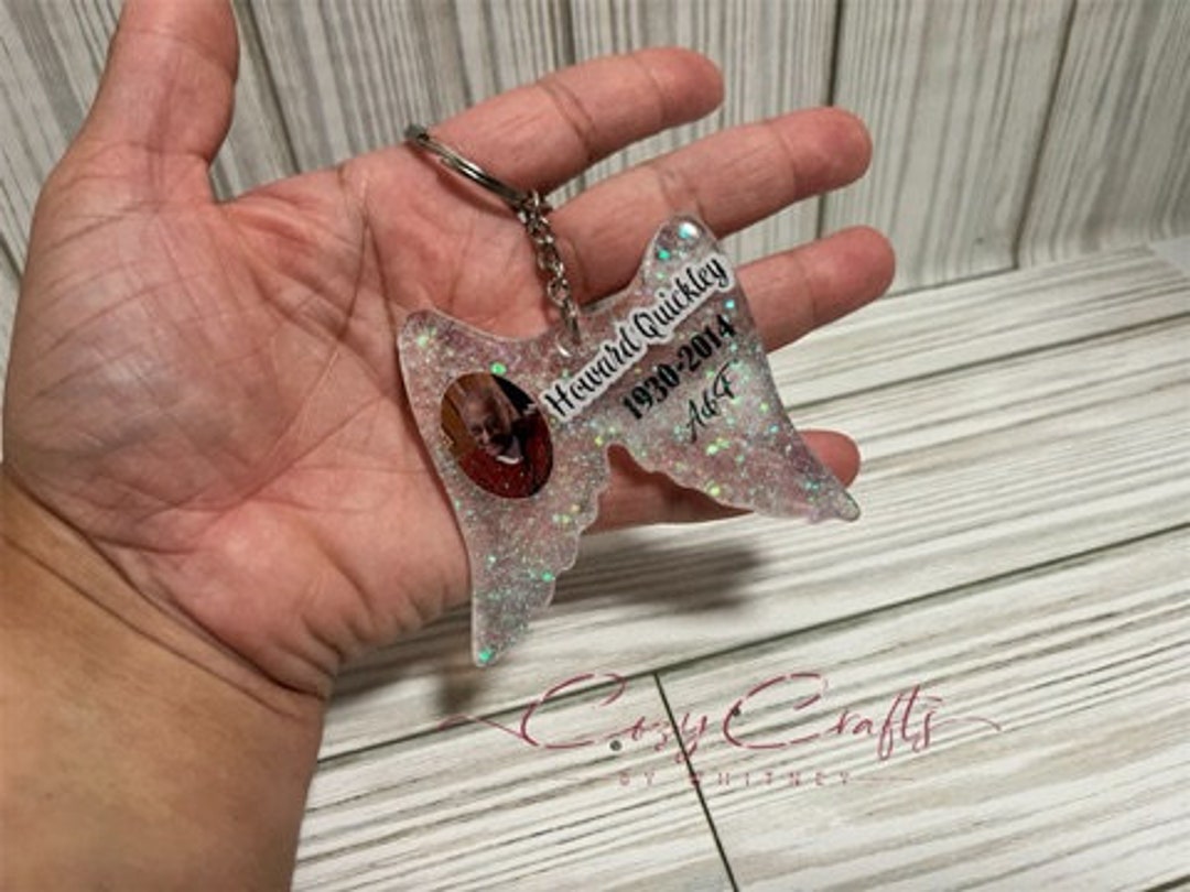 Angel Wings in Loving Memory Keychain - Etsy