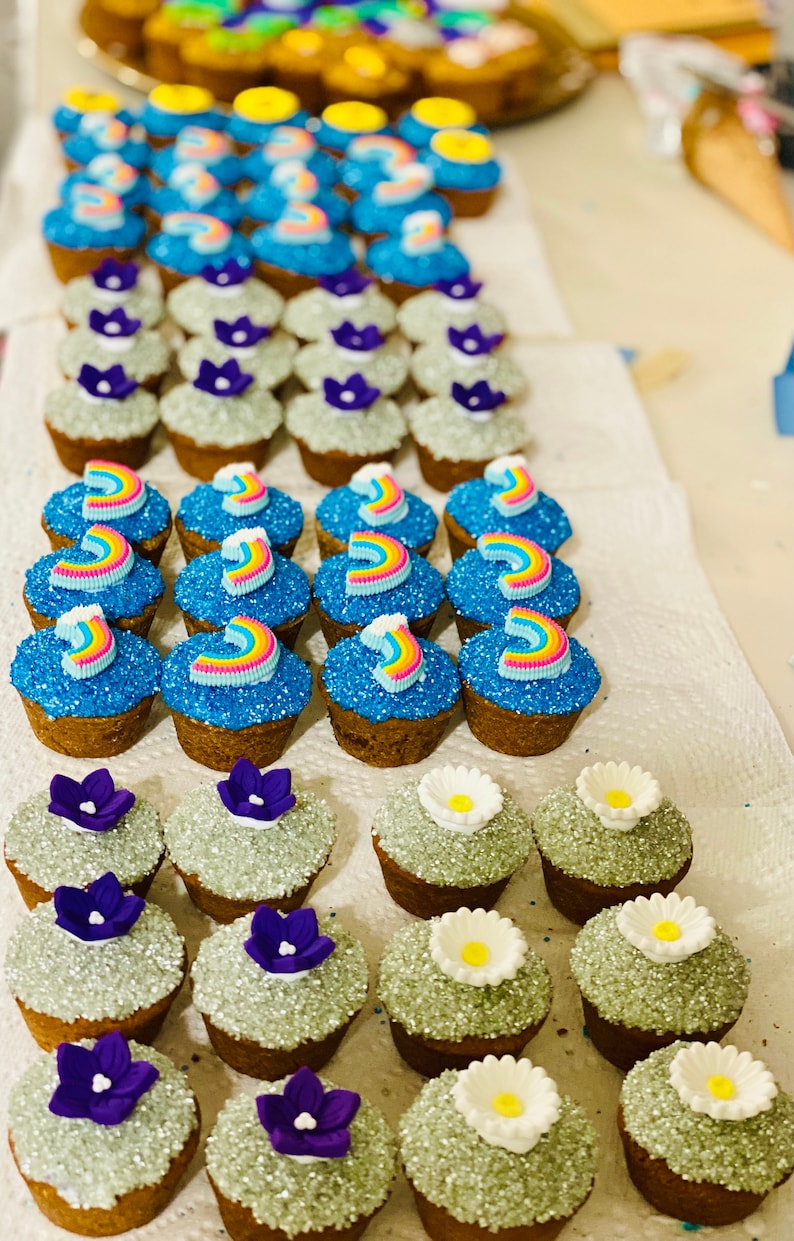 A Dozen Delicious Mini Cupcakes! Assorted Themes With Unlimited Possibilities! - Etsy