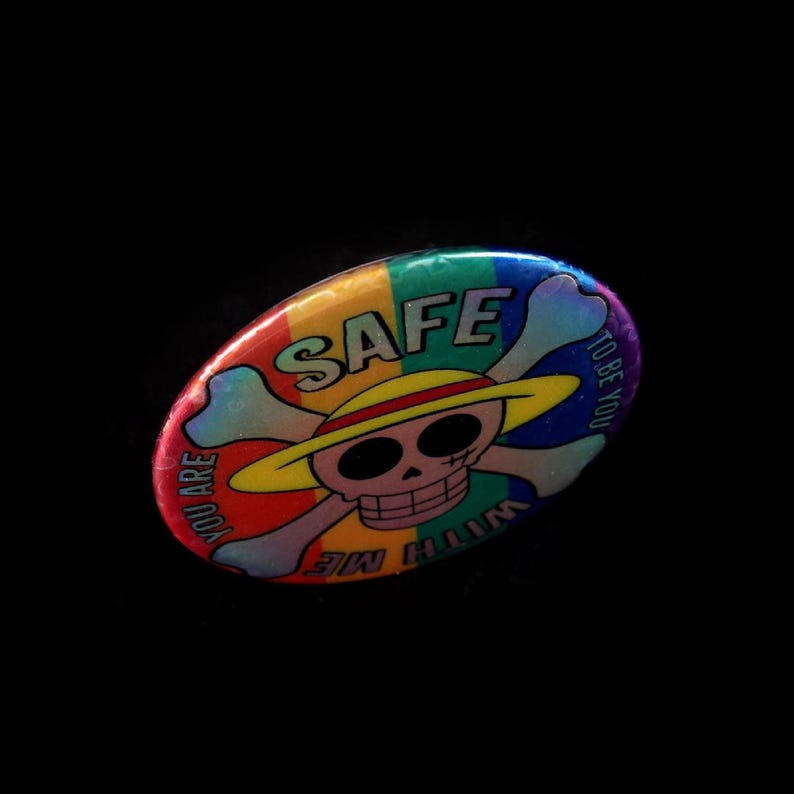 One Piece Button Pin: Holographic Straw Hat Pride Pirate Badge - Etsy