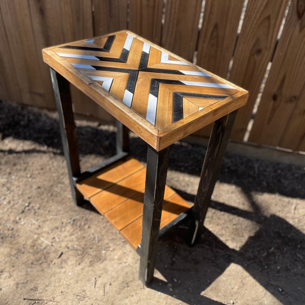 Country End Table - Etsy