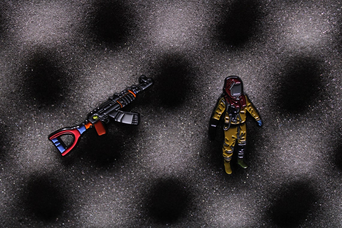 RUST Game Hazmat Suit Pin *FANART* - Etsy