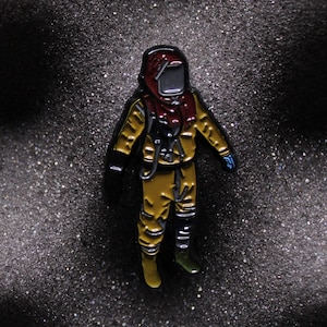 RUST Game Hazmat Suit Pin *FANART* - Etsy