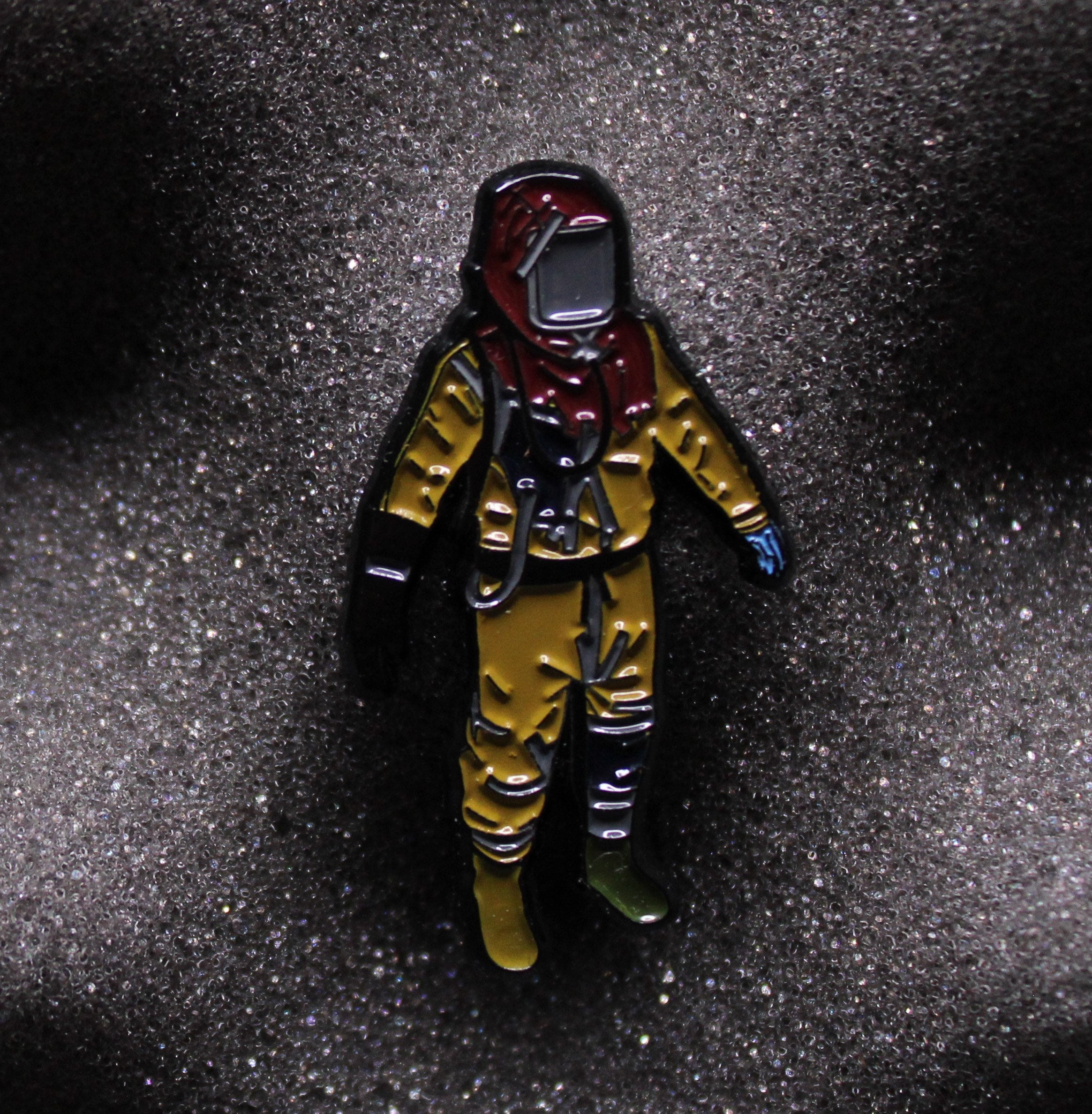 RUST Game Hazmat Suit Pin *FANART* - Etsy