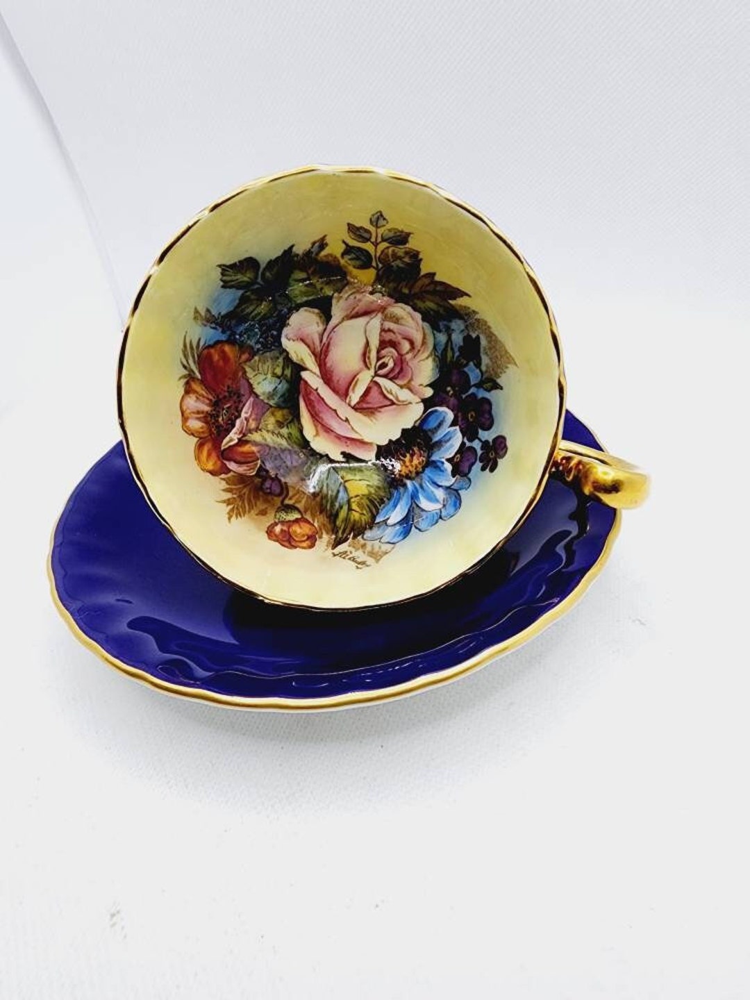 Aynsley J.A. Bailey Cabbage Roses Teacup and Saucer in Cobalt Blue Oban ...