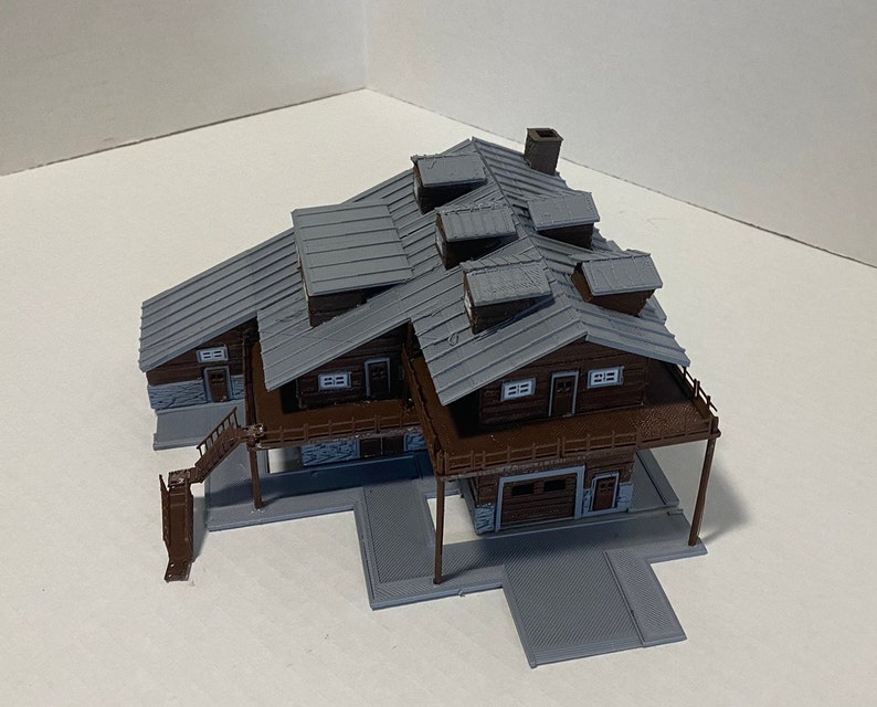 Mountain Chalet Inn - Assembled Model - Holiday Decor Z, N, HO - Model ...