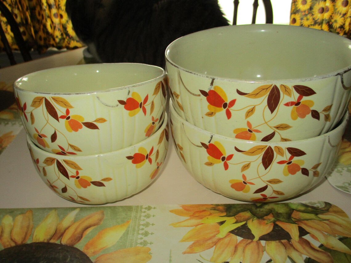Set of 4 Vintage Hall China Jewel Tea Autumn Leaf Bowls by Mary Dunbar ...