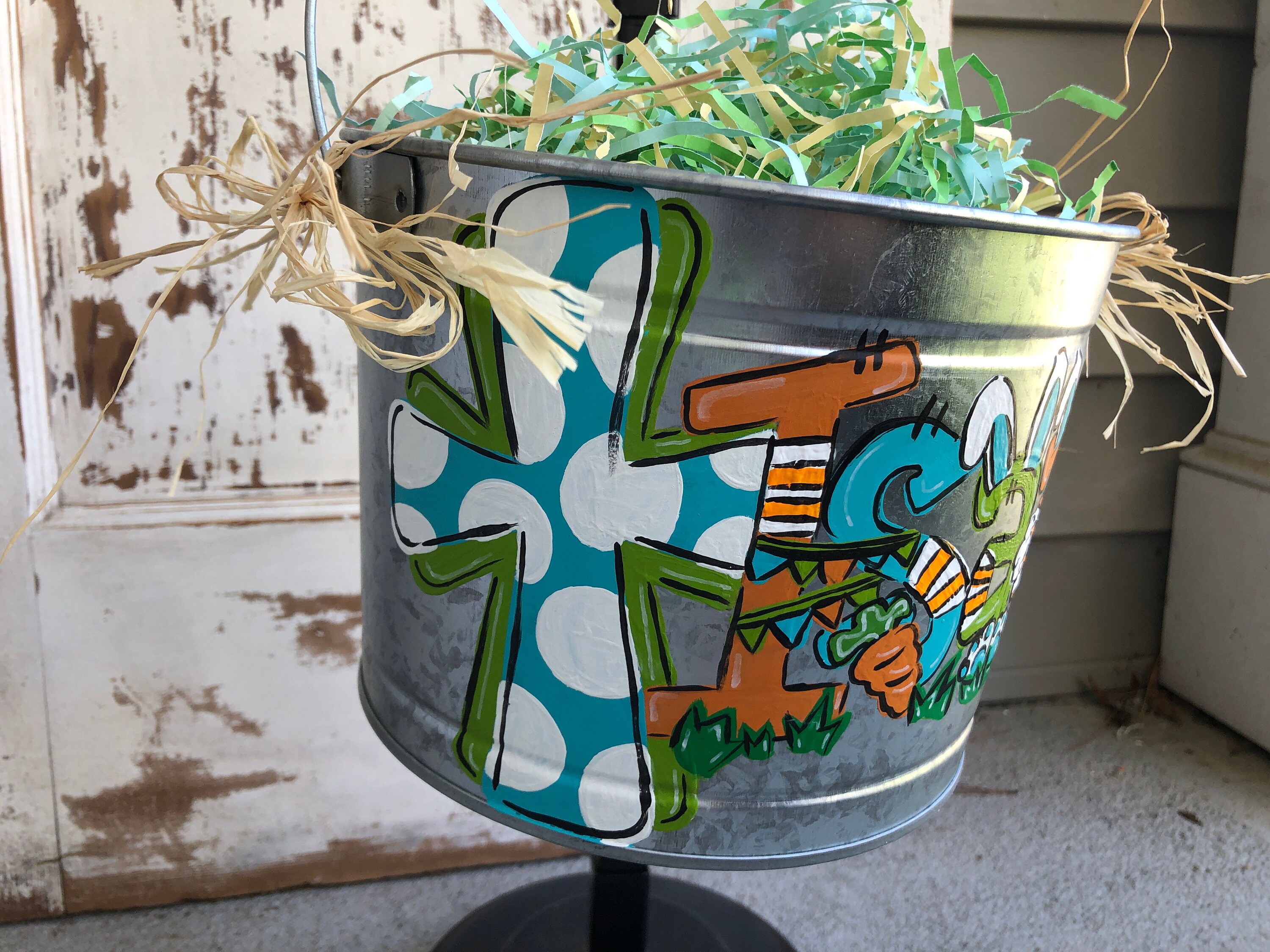 Personalized Easter Bucket With Easter Font and Cross - Etsy